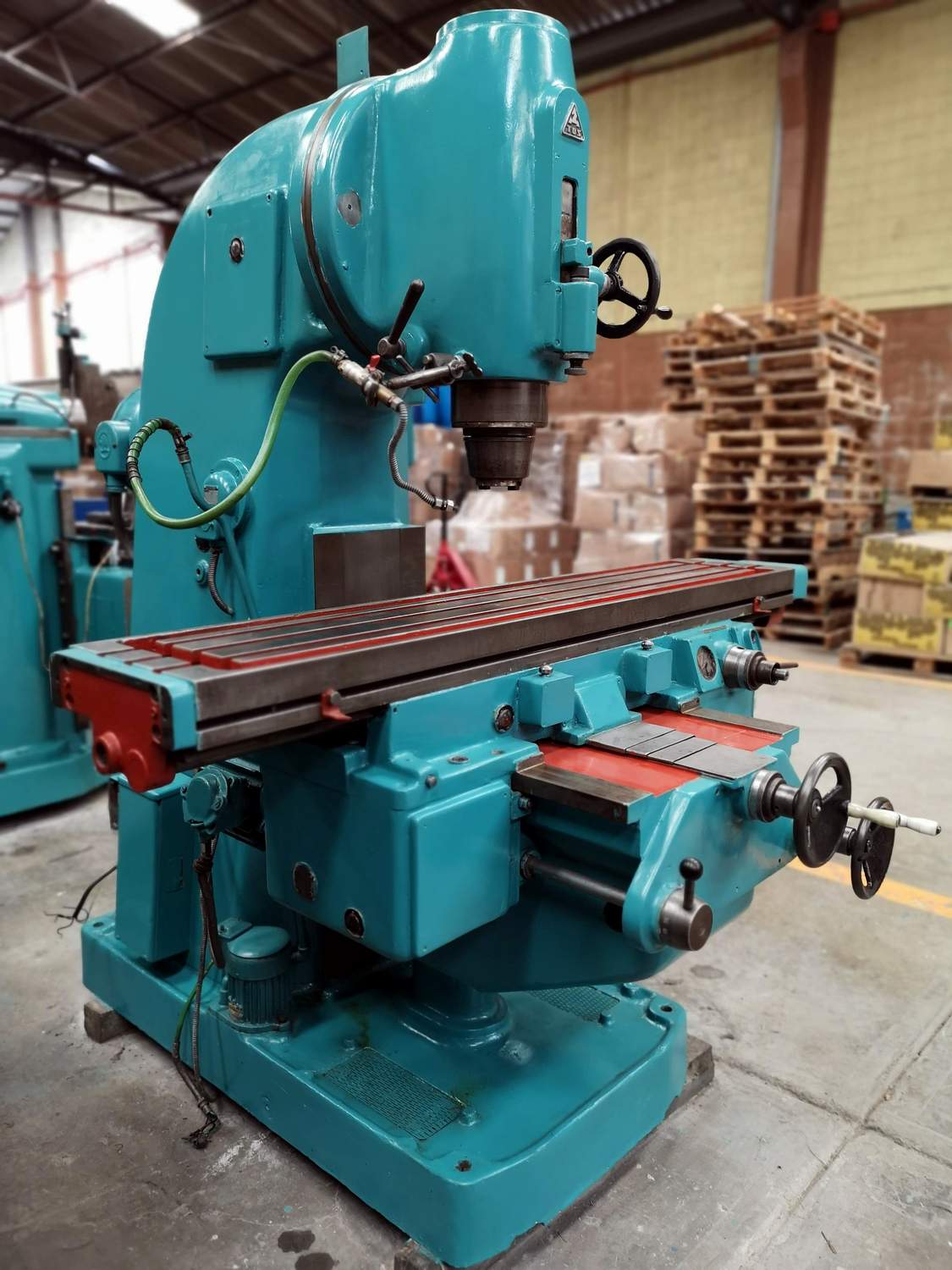 #0839 – Fresadora vertical TOS FA4V – video ️ | Maquitos